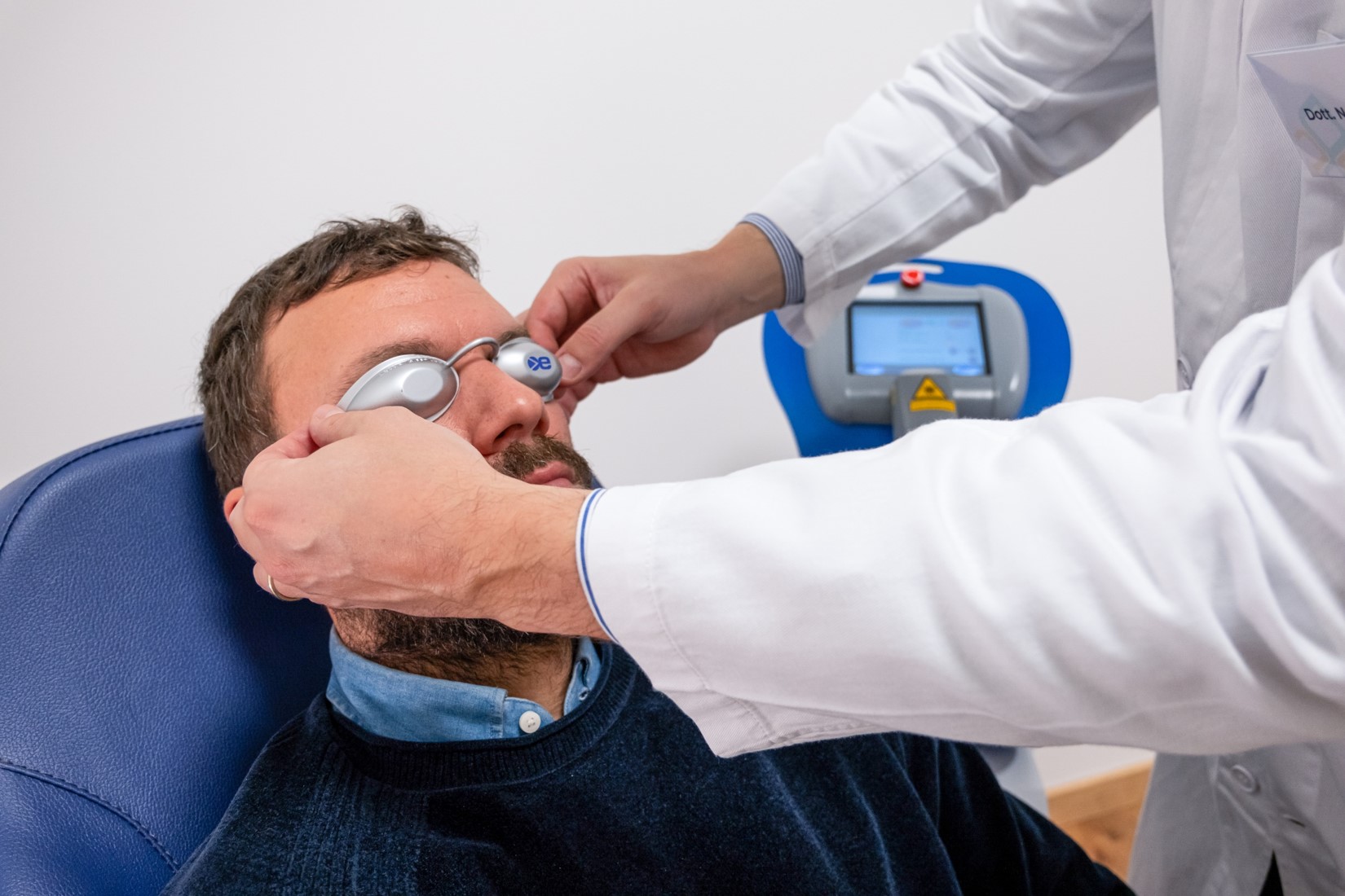 epi-c plus Device - Essilor Instruments USA